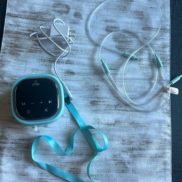 Zomee | Other | Zomee Hospital Grade Portable Pump | Poshmark